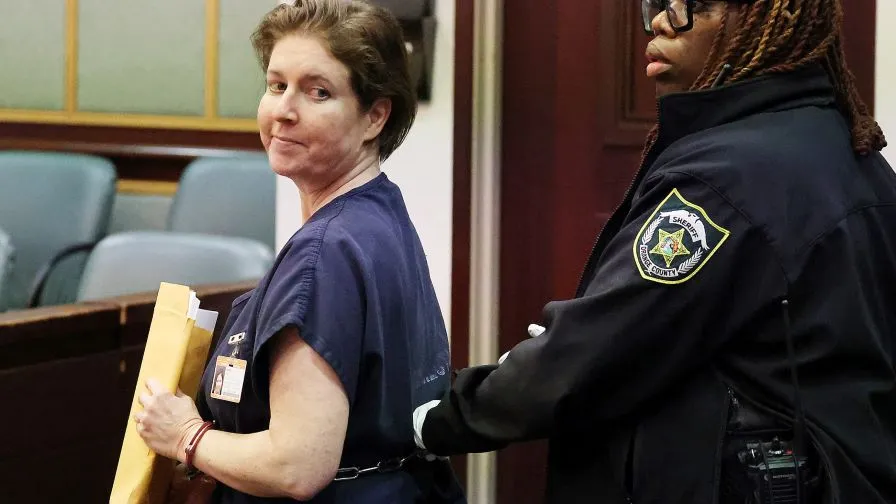 Florida Woman Convicted in Shocking Suitcase Killing - Luxury House