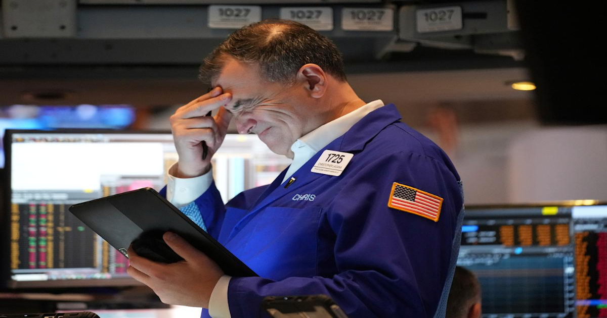 Stock market today: S&P 500, Nasdaq plunge, Dow drops 1,200 points as ...